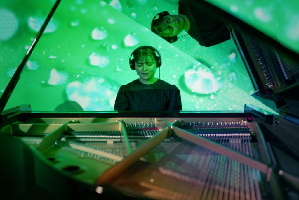 The Future Of The Piano - Tim Topham Hybrid Piano Review - Kawai Australia